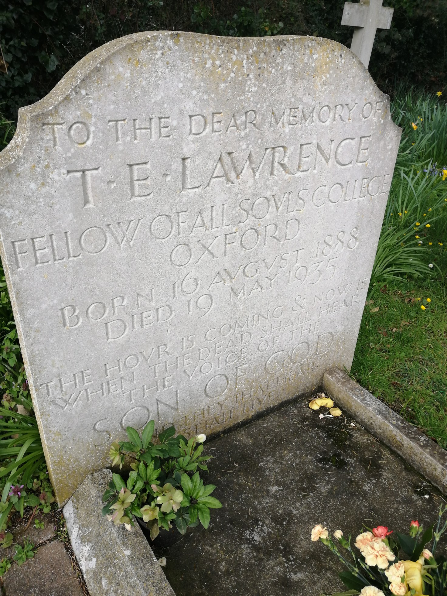 The Grave of T.E. Lawrence – St Nichola’s Church, Moreton, Dorset ...